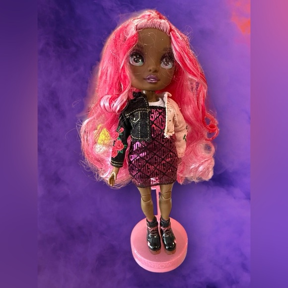 Rainbow High | Toys | Rainbow High Daria Roselyn Fashion Doll W Outfit ...